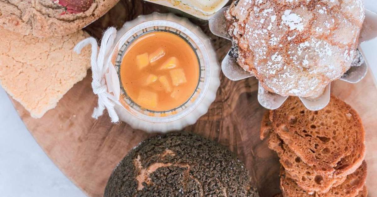 Jina Bakes Delivery Menu | San Francisco Bay Area Wide Delivery | Neon